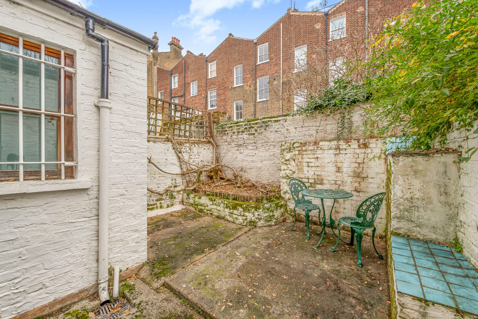 2 bed terraced house for sale in Queens Head Street, London, N1 8NG ...